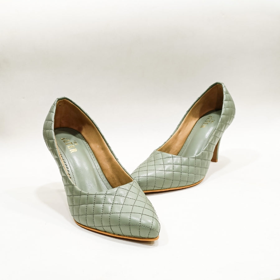 Amora Quilted Pumps – THE ALTER